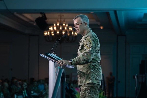 General Bryan Fenton Retires (USSOCOM Cdr) | SOF News