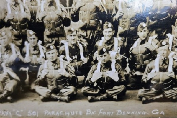 Yarborough and the American Paratrooper Image | SOF News